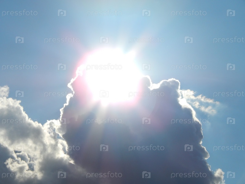Фотография на тему Просвет солнца из-за тучи | PressFoto